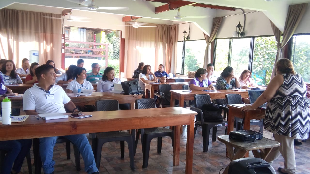 Integrantes de los Comités Municipales de Prevención de Violencia (CMPV ...